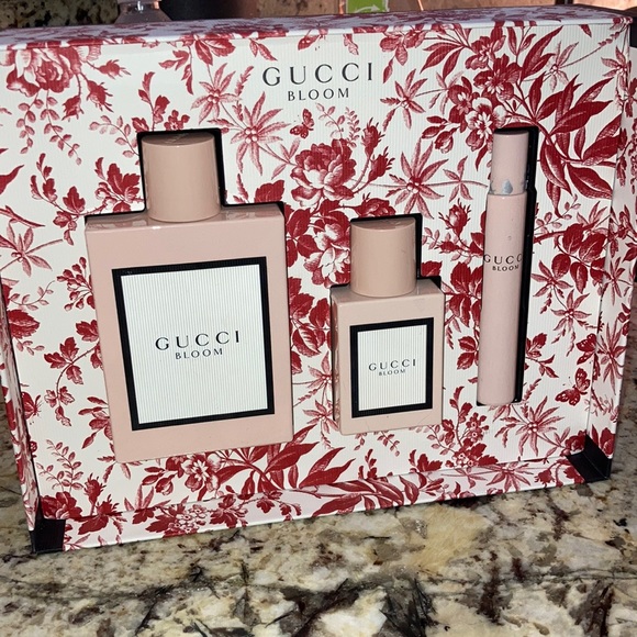 Gucci | Other | Gucci Bloom Gift Set | Poshmark